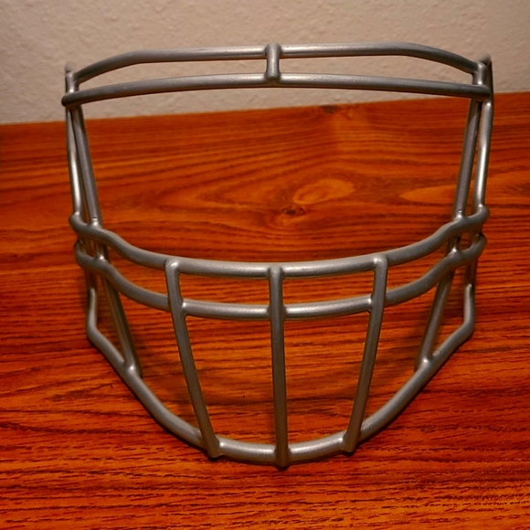 riddell | Other | Riddell Speedflex Adult Facemask Silver | Poshmark